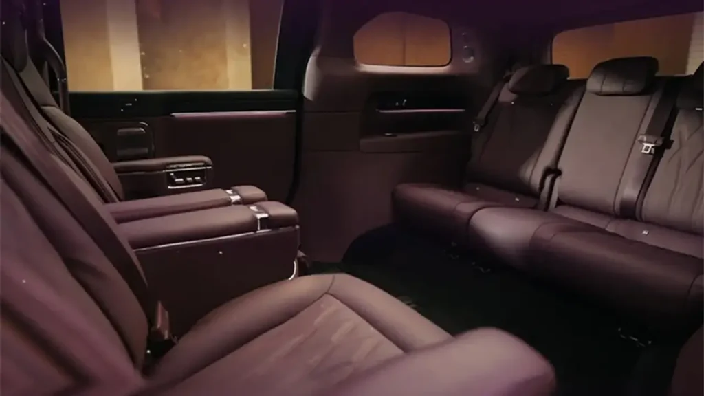 Luxeed V9 Electric Minivan: Powerful Huawei Tech